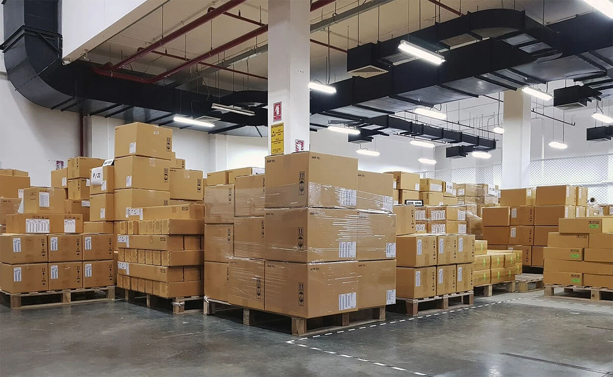 Warehouse Lighting: The Definitive Guide