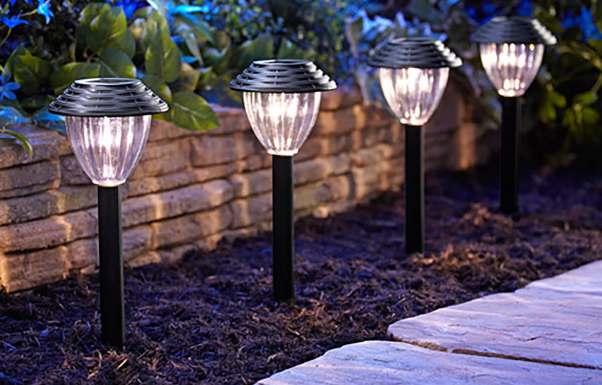 13 Creative Outdoor Lighting Ideas for Front of House