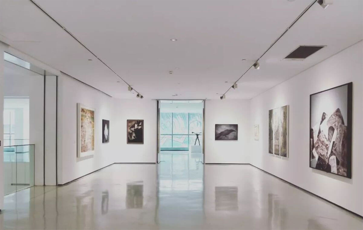 How to Choose Art Gallery Lighting: The Ultimate Guide