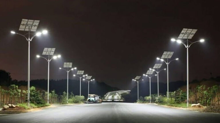 Solar Street Light Technology and Benefits